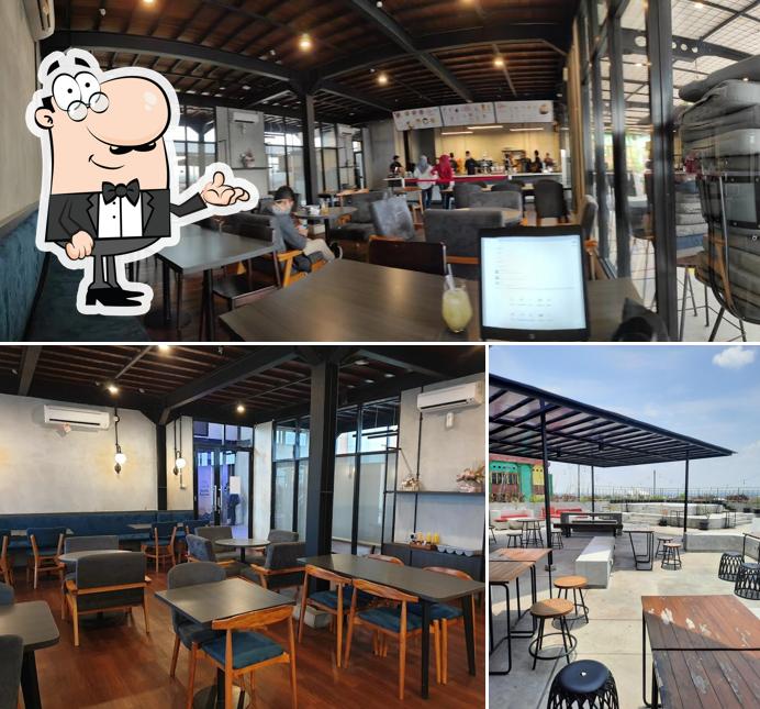 Arah Awan Coffee & Bar (RELX), Semarang - Restaurant reviews