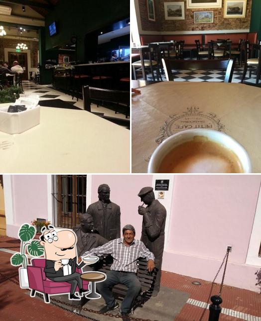 Traditional Petit Café, Villa del Totoral - Restaurant reviews