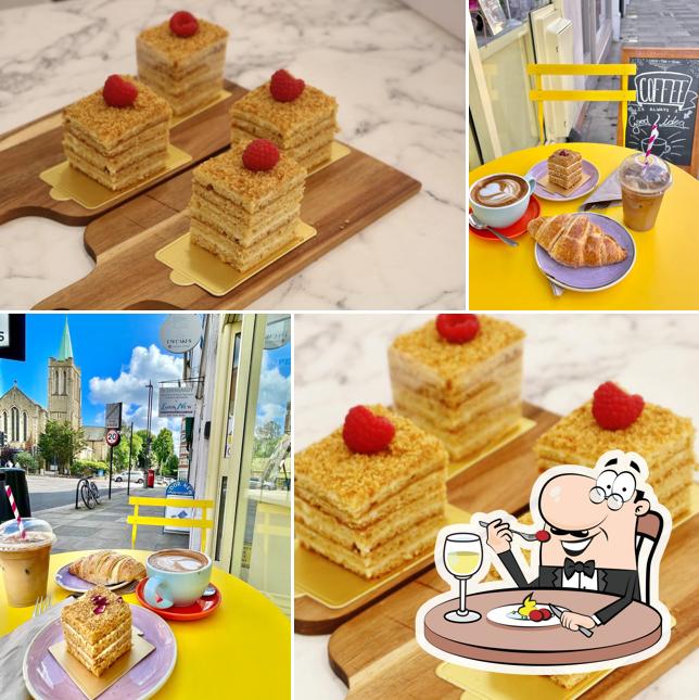 Em Cakes, 332 W End Ln in London - Restaurant menu and reviews