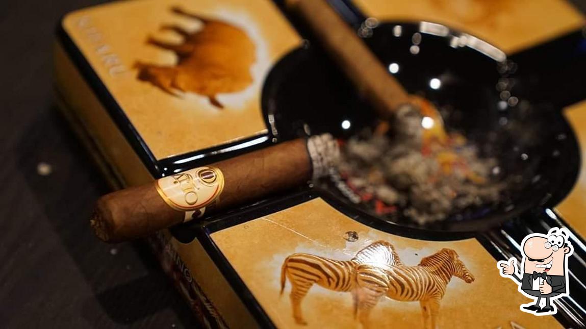 TRUE Cigar Lounge in Boca Raton - Restaurant reviews
