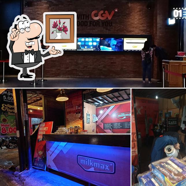 Café Milkmax Milkshake, Purwokerto - Opiniones del restaurante