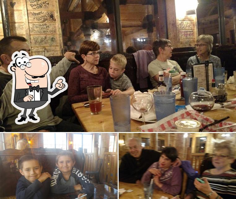 Dixie Saloon, Mackinaw City - Restaurant menu, prices and reviews