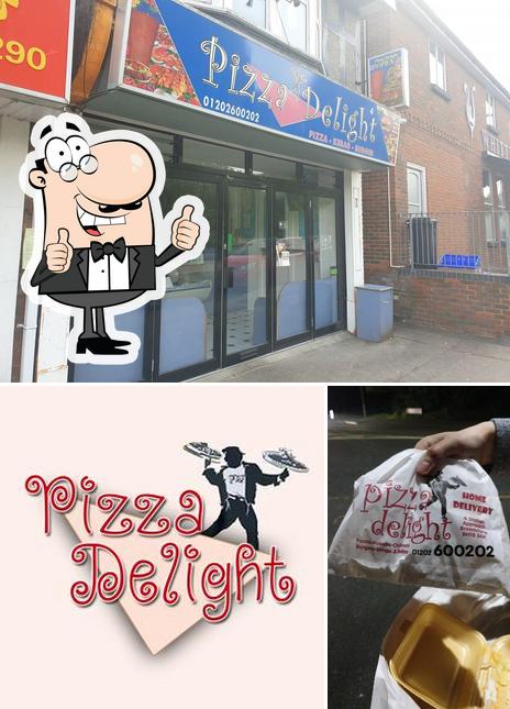 Pizza Delight, 4 Station Approach in Broadstone - Restaurant menu and ...