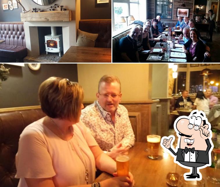The Waggon Inn, Oldham - Restaurant menu, prices and reviews