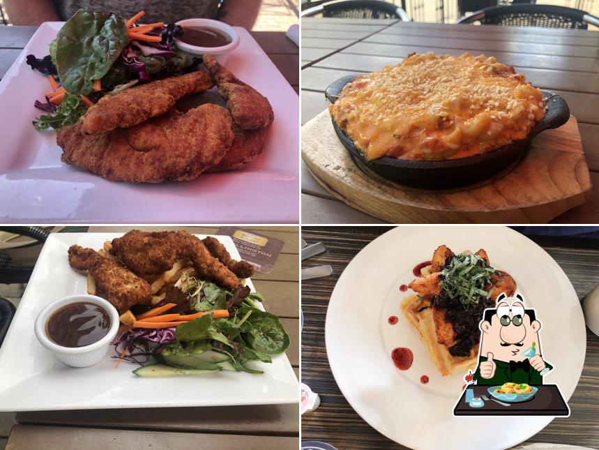Bar Wellington, Toronto - Restaurant menu, prices and reviews