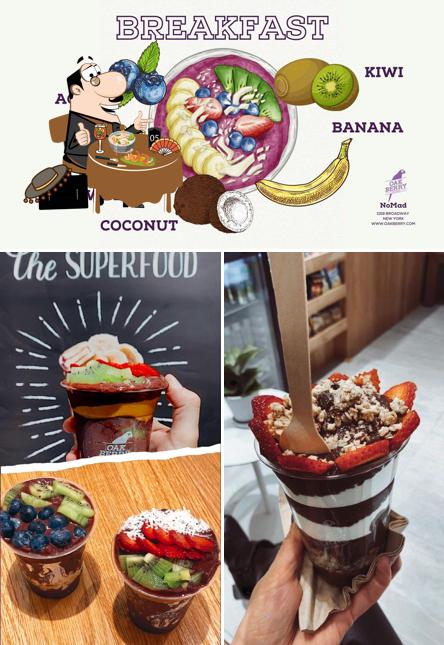 Oakberry Acai Bowls & Smoothies NoMad in New York City - Restaurant ...