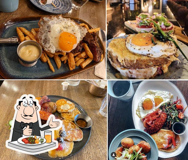 Queens Breakfast Cocktails in Calgary - Restaurant reviews