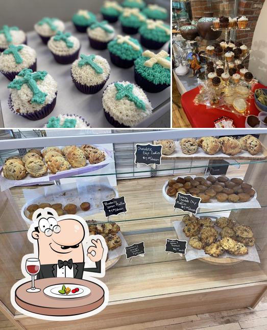 Bee Free Bakery, 1286 2nd Ave in Cumberland - Restaurant reviews