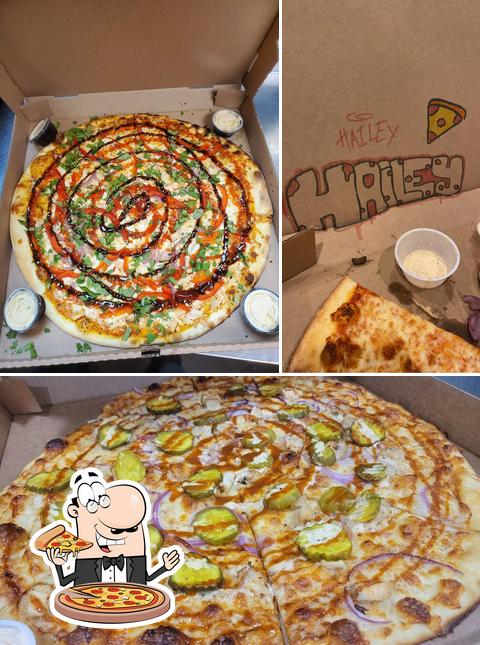 Zalat Pizza, 4802 Washington Ave in Houston - Restaurant menu and reviews