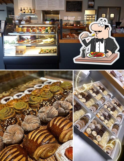 Essence Bakery Cafe, 3830 E Indian School Rd in Phoenix - Restaurant ...