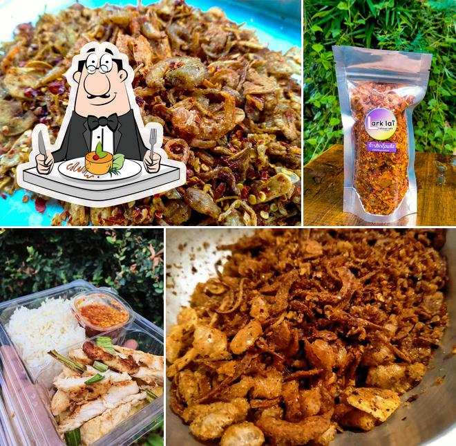 Lark Lai cafe, Chiang Mai - Restaurant reviews
