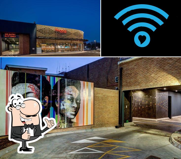 Nando's Bryanston Drive Thru restaurant, Sandton, Cnr William Nicol Dr ...