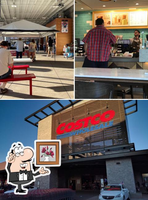 Costco Fastfood restaurant, 21800 Victory Blvd in Los Angeles ...
