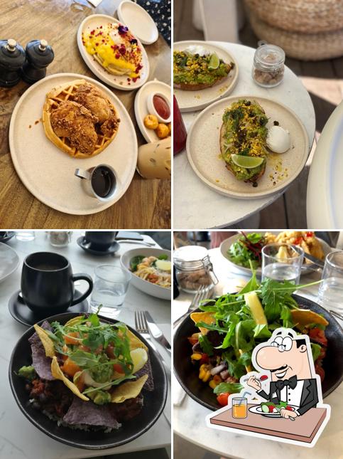 Little Bay Bar & Eatery in Watermans Bay - Restaurant menu and reviews