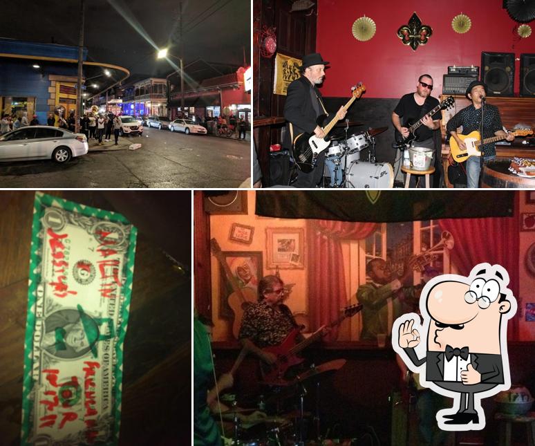 Apple Barrel Bar in New Orleans - Restaurant reviews