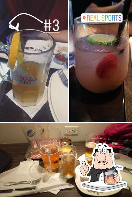 Real Sports, Toronto, Union - Restaurant menu, prices and reviews