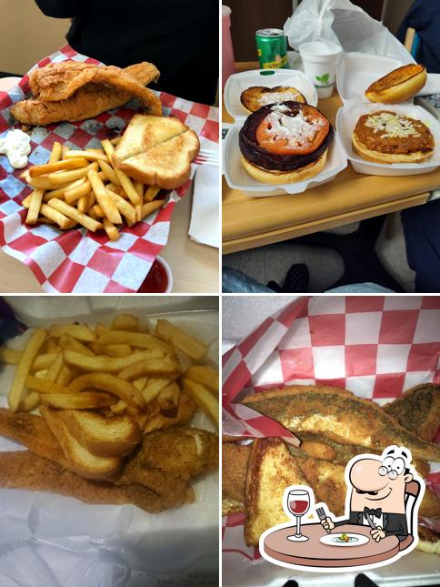 Hawk's Fish & BBQ in Richmond - Restaurant menu and reviews