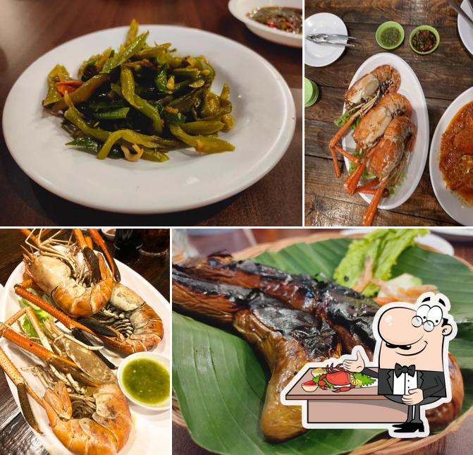 Sari Laut Mbak Sri restaurant, Medan - Restaurant reviews