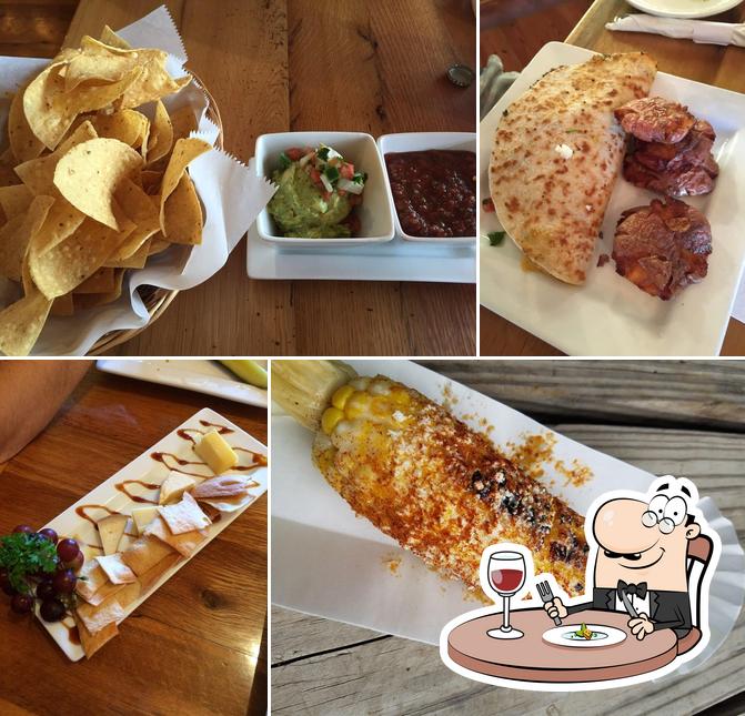 Cafe Homestead, 608 Dry Creek Rd in Waco - Restaurant menu and reviews