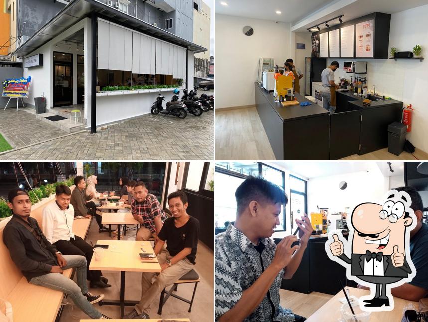 Café Kopi KurangLebih Ambon, Ambon - Opiniones del restaurante