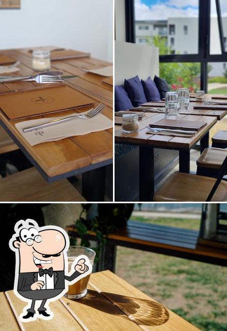 Two Before Ten Greenway, Greenway - Restaurant menu, prices and reviews