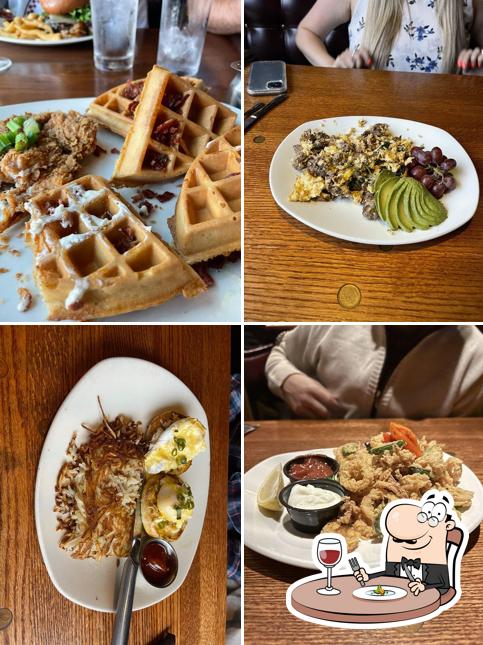 13 Coins SeaTac, SeaTac - Restaurant menu, prices and reviews