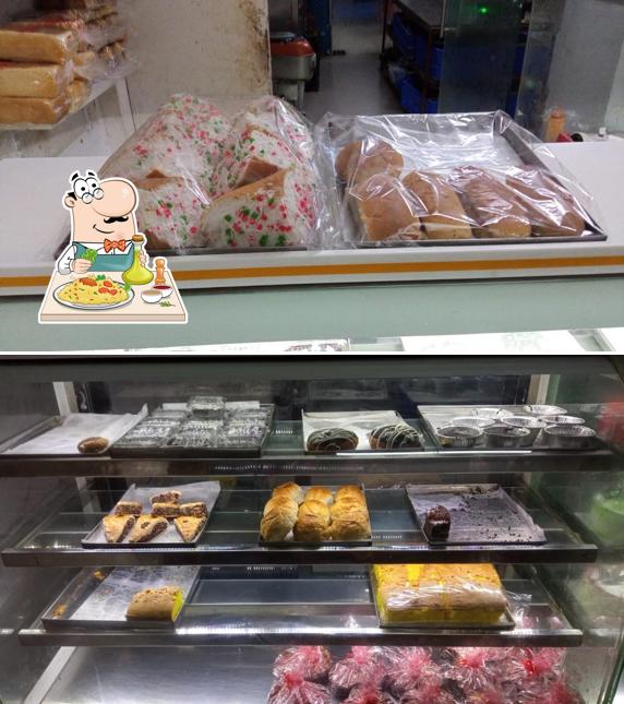 Mom's Bakery, Chennai - Restaurant reviews