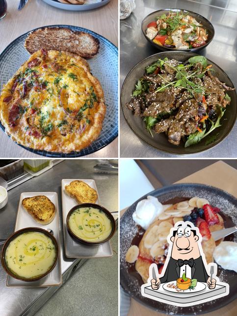 Globe Coffee House Southern River Square, Southern River - Restaurant ...