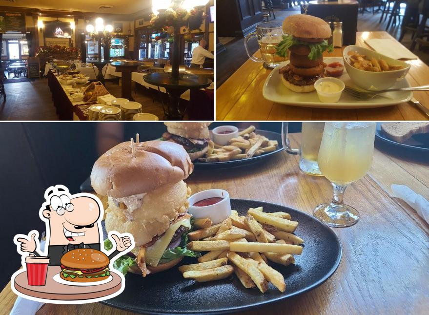 Six Mile Pub + Eatery, View Royal - Restaurant menu, prices and reviews