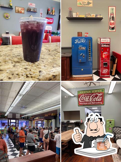 The Farmacy Soda Fountain & Coffee House, Ida Grove - Restaurant menu ...