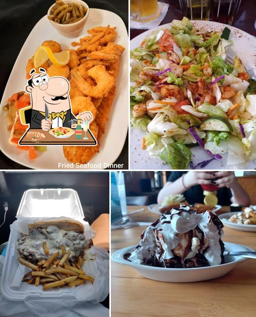 Castaways Restaurant, 23525 FL-40 W in Astor - Restaurant menu and reviews