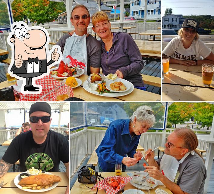 Wharfside Patio, Alma - Restaurant menu, prices and reviews