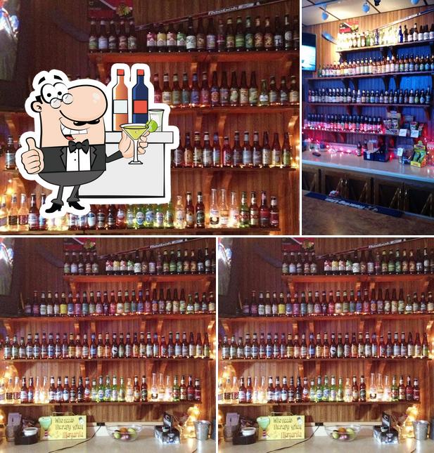 Vino's Bar & Grill in Gardner - Restaurant menu and reviews
