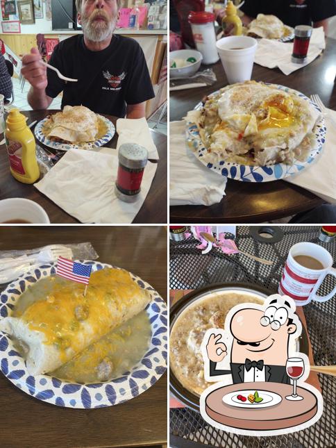 Fina's Diner, Chama - Restaurant menu, prices and reviews
