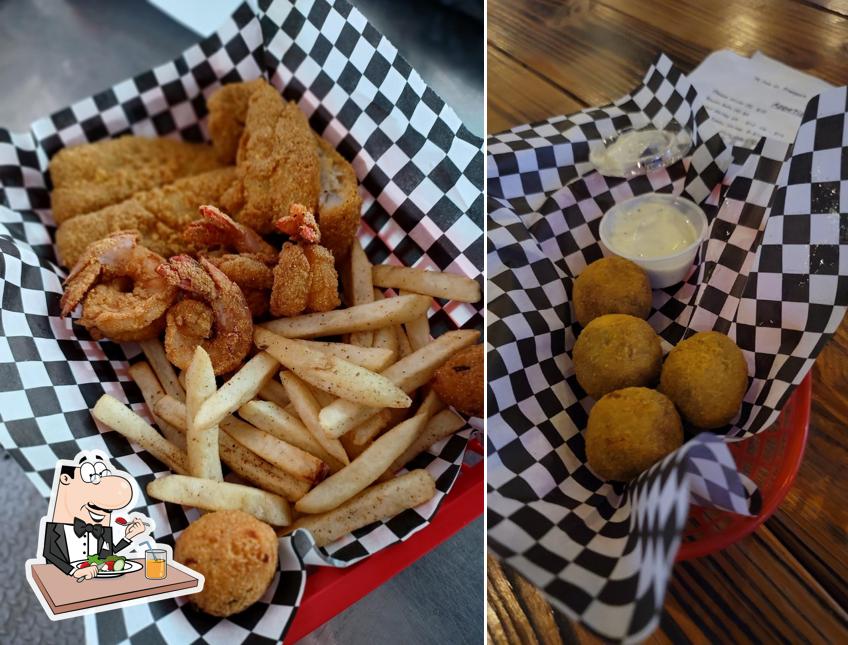 Outrigger's Bar & Grill, Freeport - Restaurant menu, prices and reviews