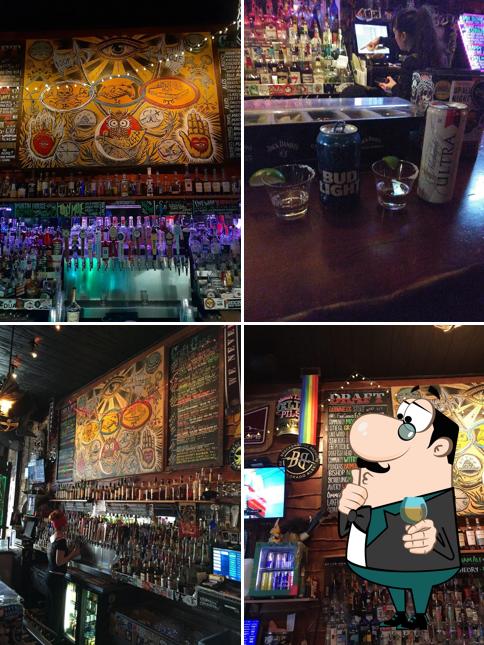 Three Links Deep Ellum, 2704 Elm St in Dallas - Restaurant menu and reviews