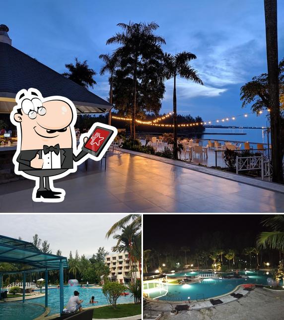 Restaurante HARRIS Resort Waterfront Batam, Batam - Opiniones del ...
