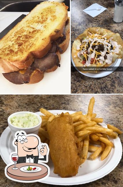 Lora's Beef And Cheddar, Freeland - Restaurant menu, prices and reviews