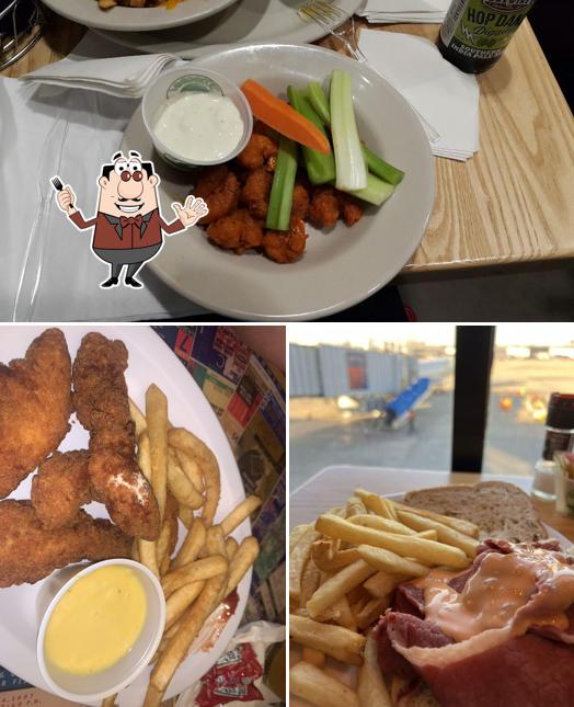 Braves All Star Grill - Airport, Concourse D, F8, 6000 N Terminal Pkwy ...