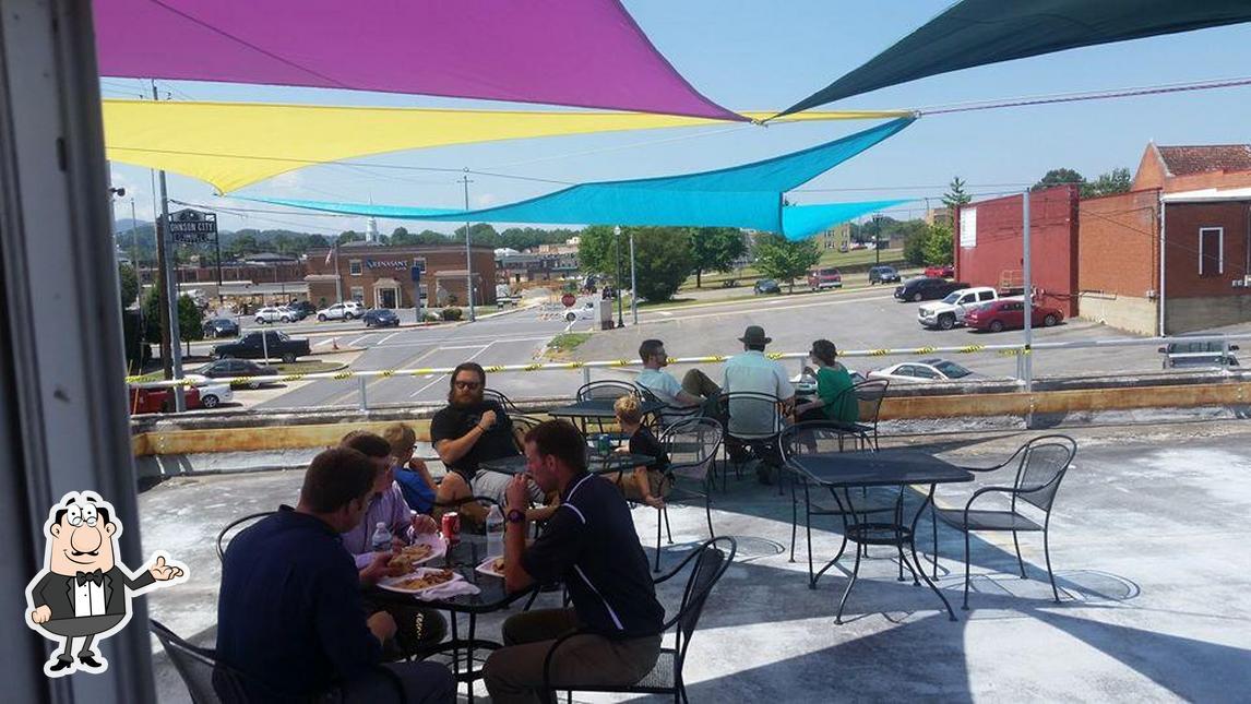 Munchie Machine in Johnson City - Restaurant reviews