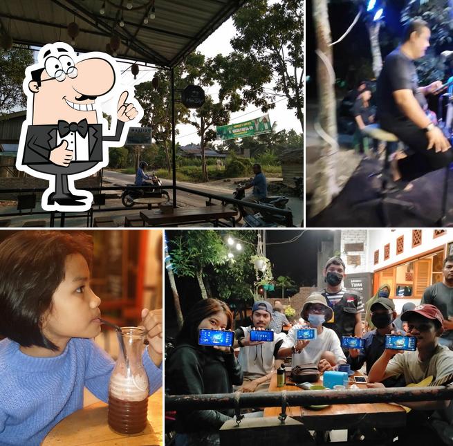 Warung Kopi Rakyat cafe, Tanjung Balai - Restaurant reviews