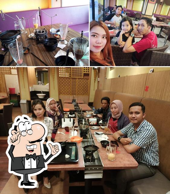 Racha restaurant, Bandung, Jl. Sukajadi