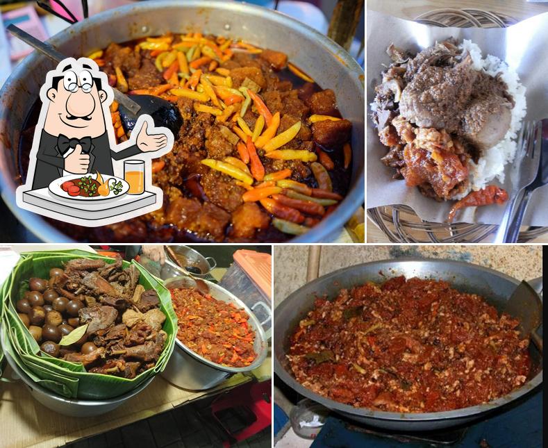Gudeg Wijilan Yogyakarta Hj. Yetty Semarang, Semarang - Restaurant menu ...