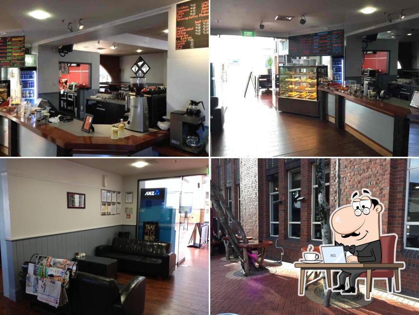 Trax Cafe & Bar, Wellington - Restaurant menu, prices and reviews