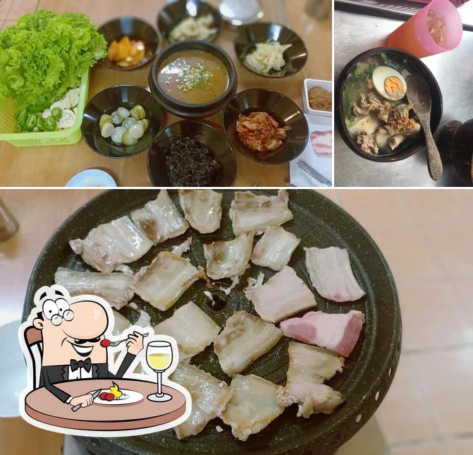 Dong Baek Korean Restaurant, Thep Kasattri - Restaurant menu, prices ...