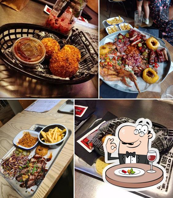 Red's True Barbecue in Manchester - Restaurant menu and reviews