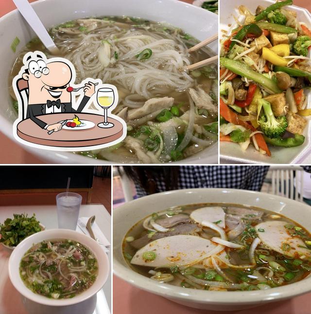 Phở Saigon, 800 E Dimond Blvd in Anchorage - Restaurant menu and reviews