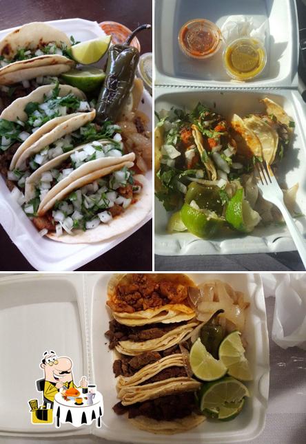 Taco Hut in Lewisville - Restaurant menu and reviews