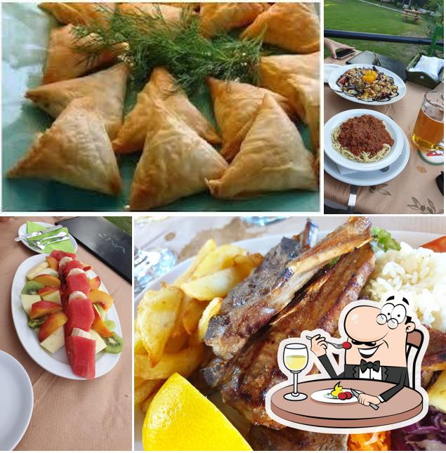 Green Meadow traditional taverna Skiathos-troulos, Troulos - Restaurant ...