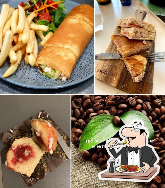 Find the best place to eat in Trinity Beach, spring 2024 - Restaurant Guru